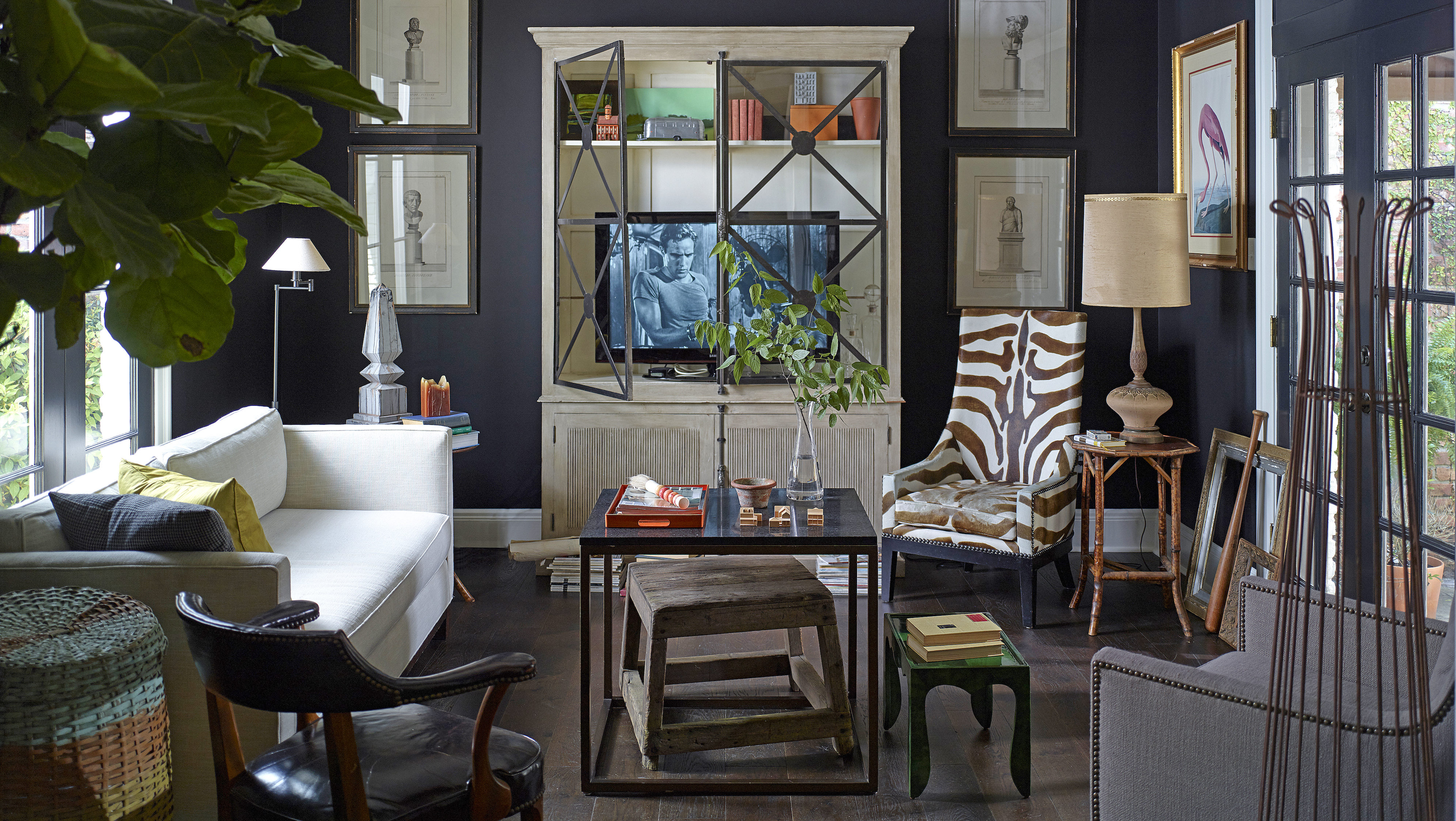 High contrast: Architect Mike Sullivan's 1980s townhouse is transformed ...